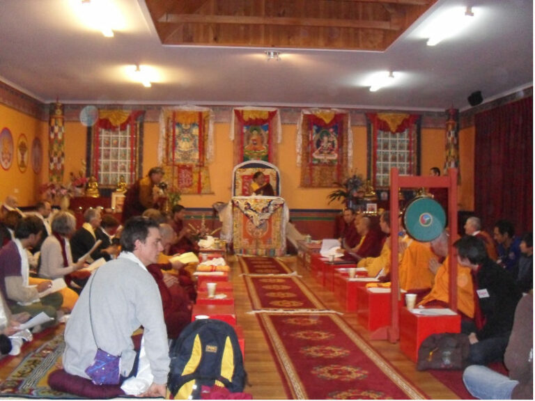 The Sakya Lineage - Tibetan Buddhist Society of Canberra